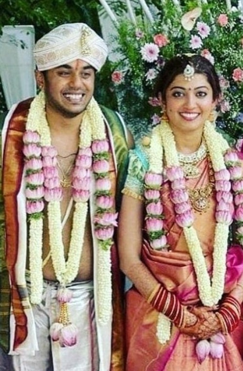 Pranitha gets married to Nitin Raju