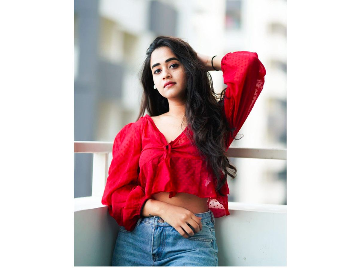 Deepthi at her balcony | Telugu Cinema