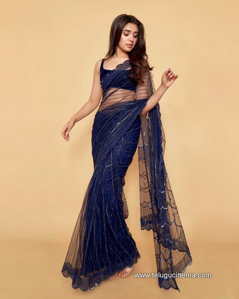 Krithi Shetty looks elegant in six yards of elegance | Telugu Cinema Krithi Shetty looks elegant in six yards of elegance | Telugu Cinema