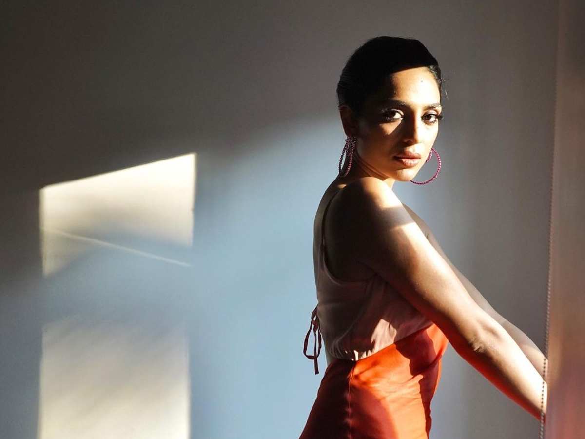 Sobhita Dhulipala gets trolled for her ‘kiss’