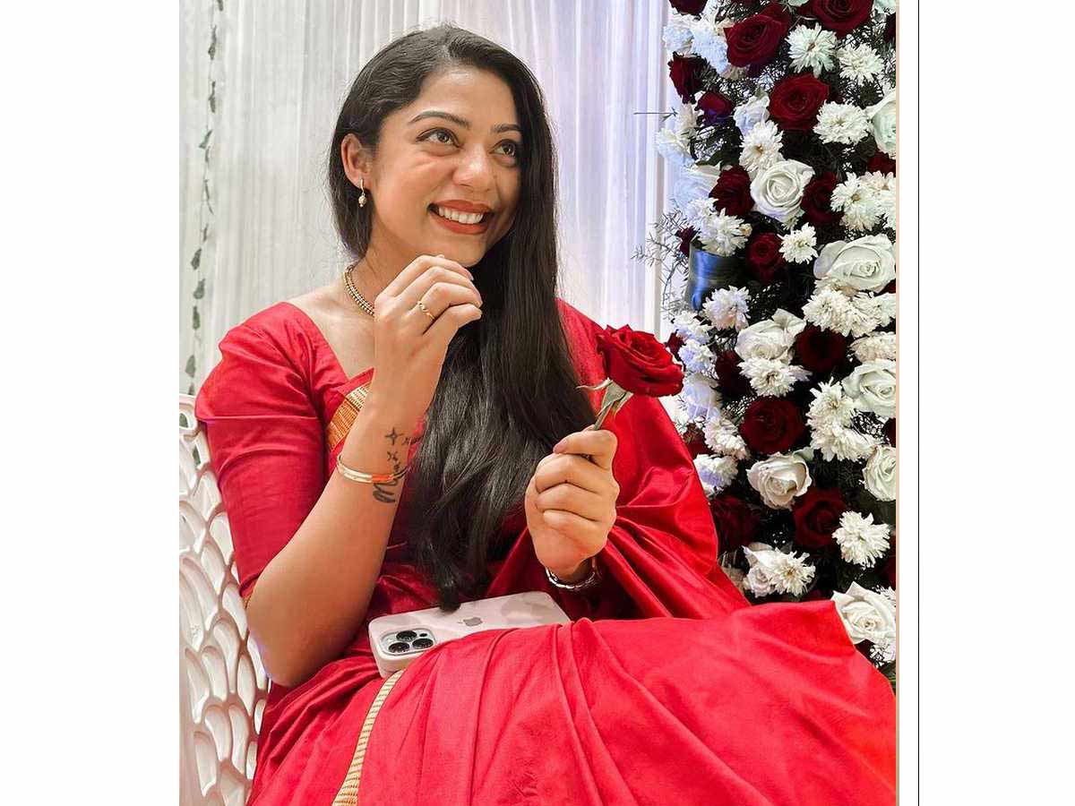 Varsha Bollamma V-Day pics