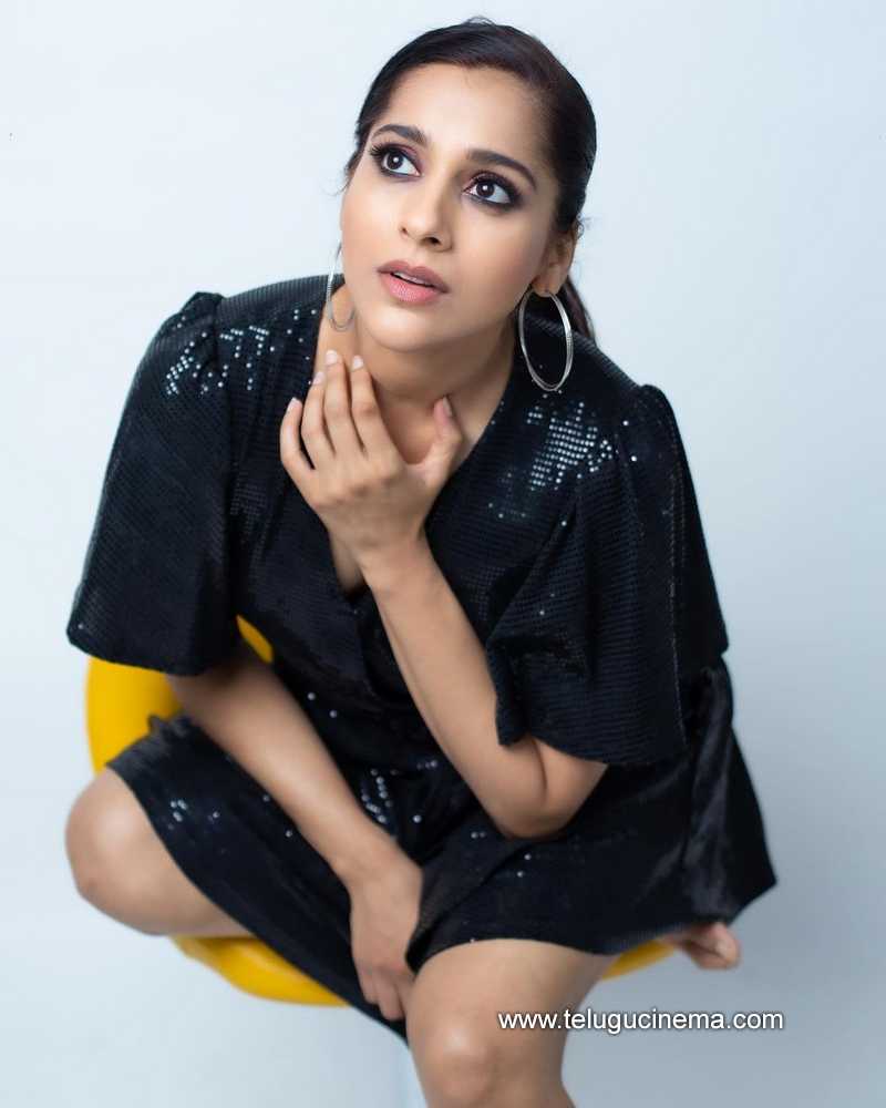 Rashmi Gautam wears sequin dress