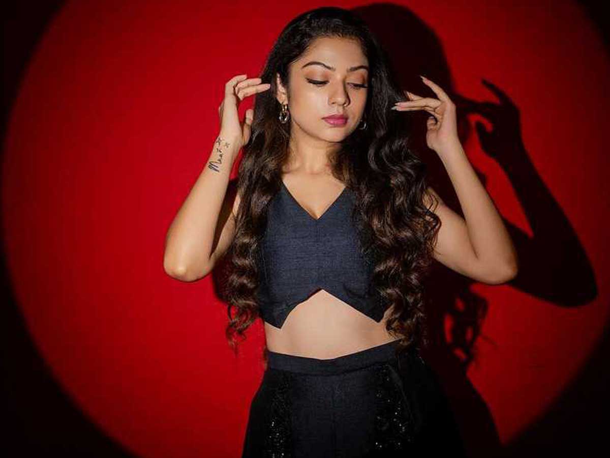 Varsha Bollamma glam avatar