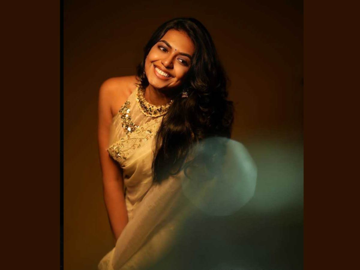 Shivani shares new pictures