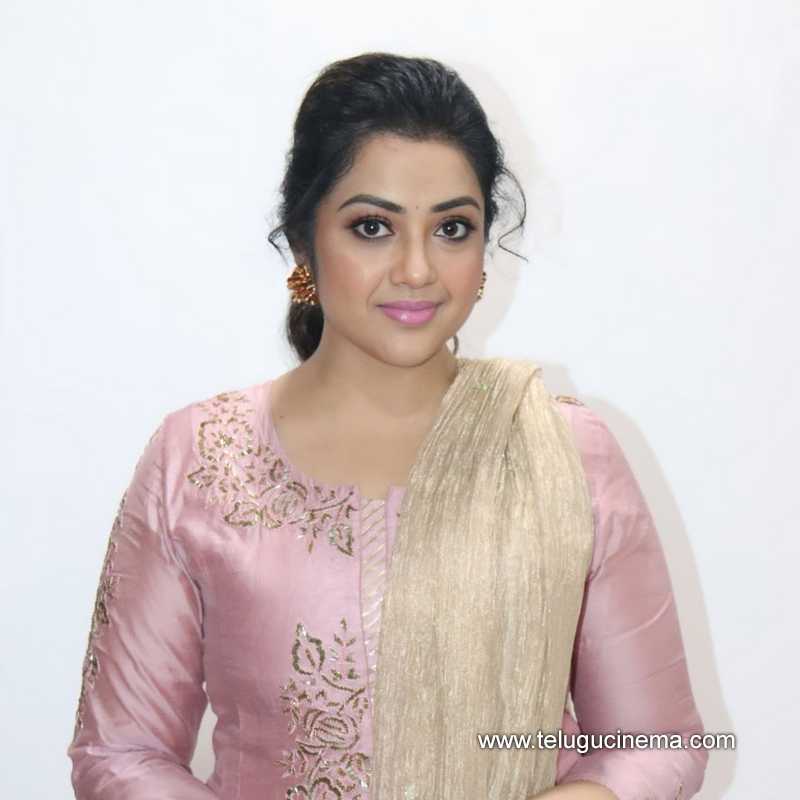 Meena Sagar’s simple look