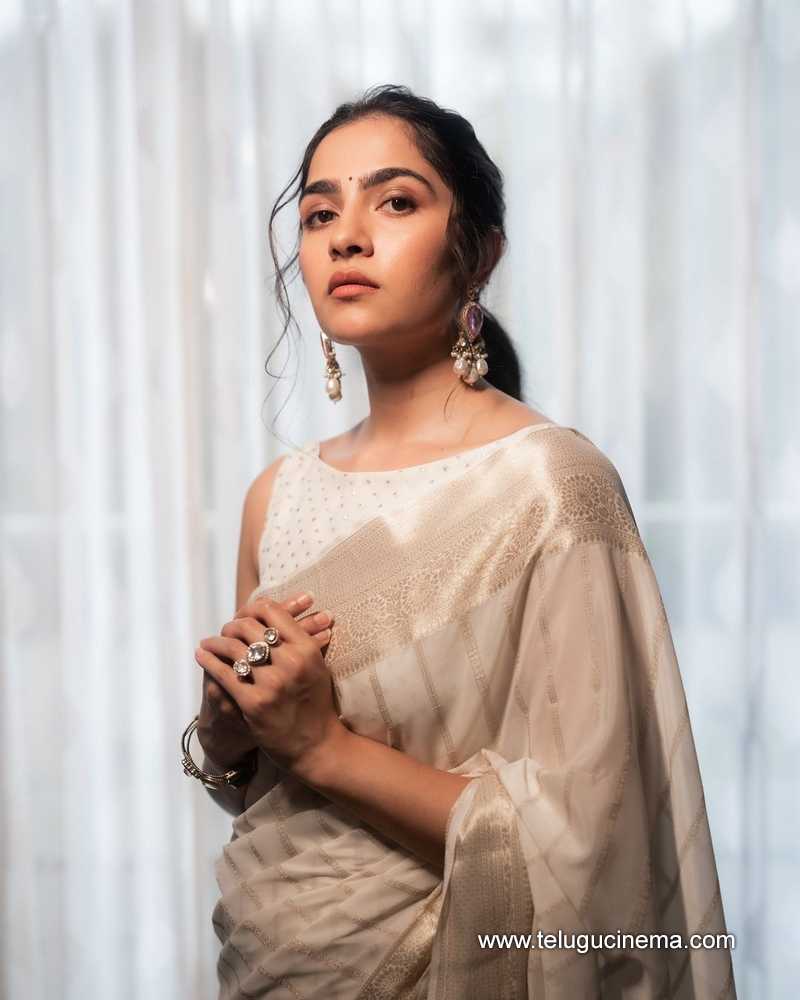 Rukmini Vasanth in a Saree sizzle