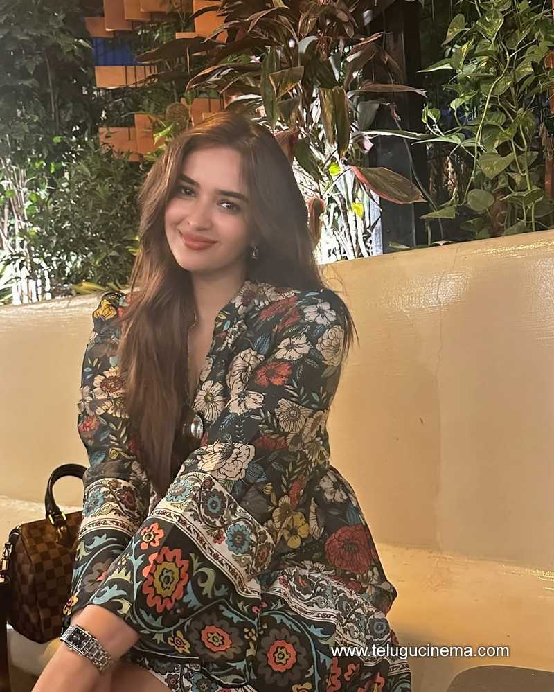 Weekend Vibes with Pujitha Ponnada