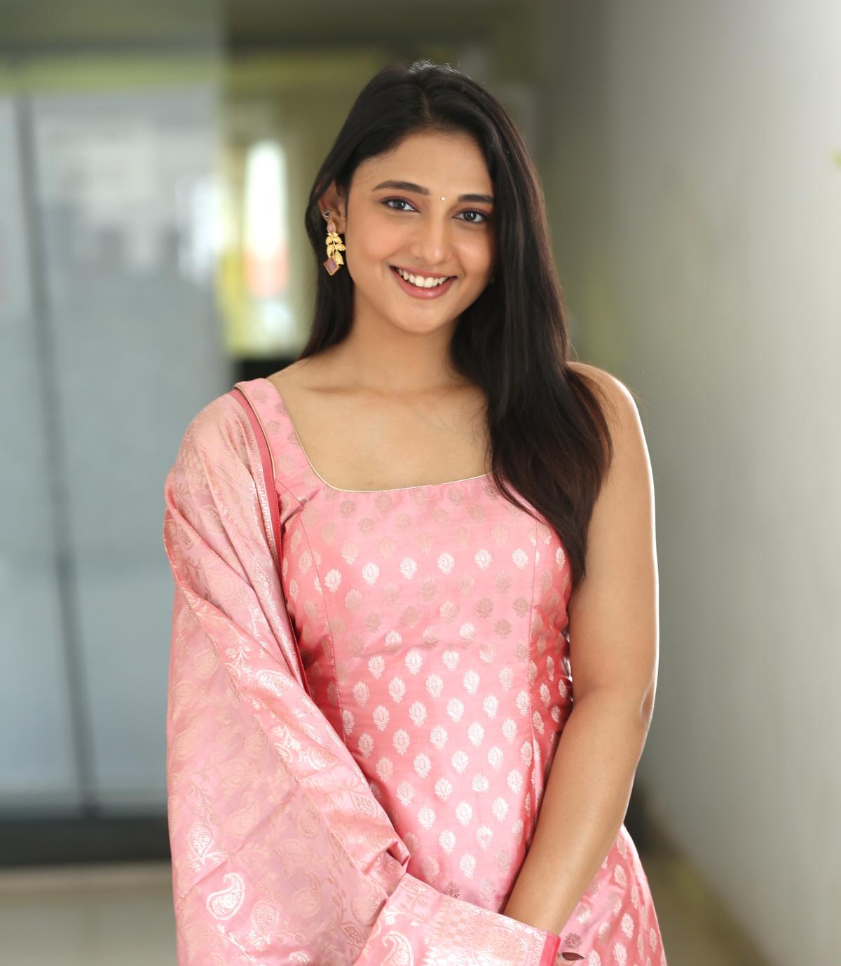 Ritika Nayak about Mirai, aspirations, and inspirations | Telugu Cinema