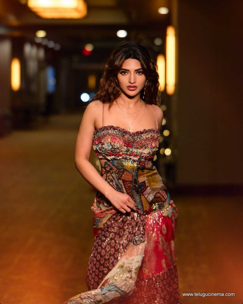 Sreeleela looks gorgeous in a maxi dress - Telugu Cinema | News ...