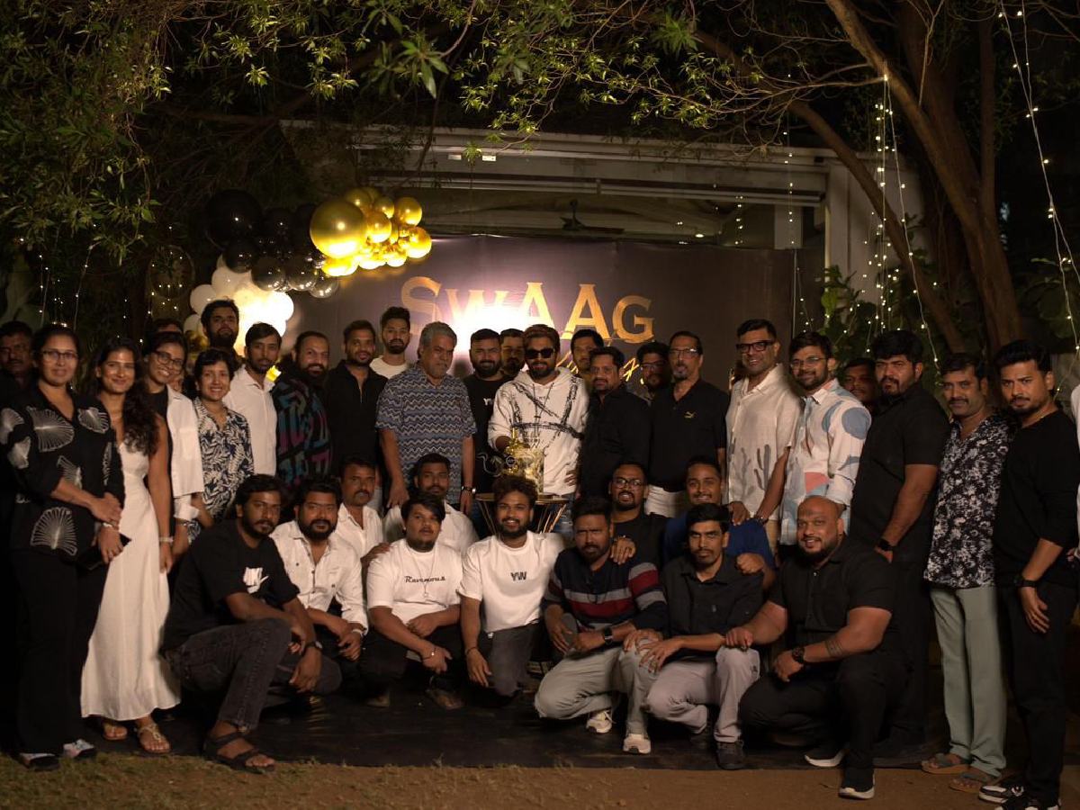 Allu Arjun's SwAAg 2026 celebration with his staff