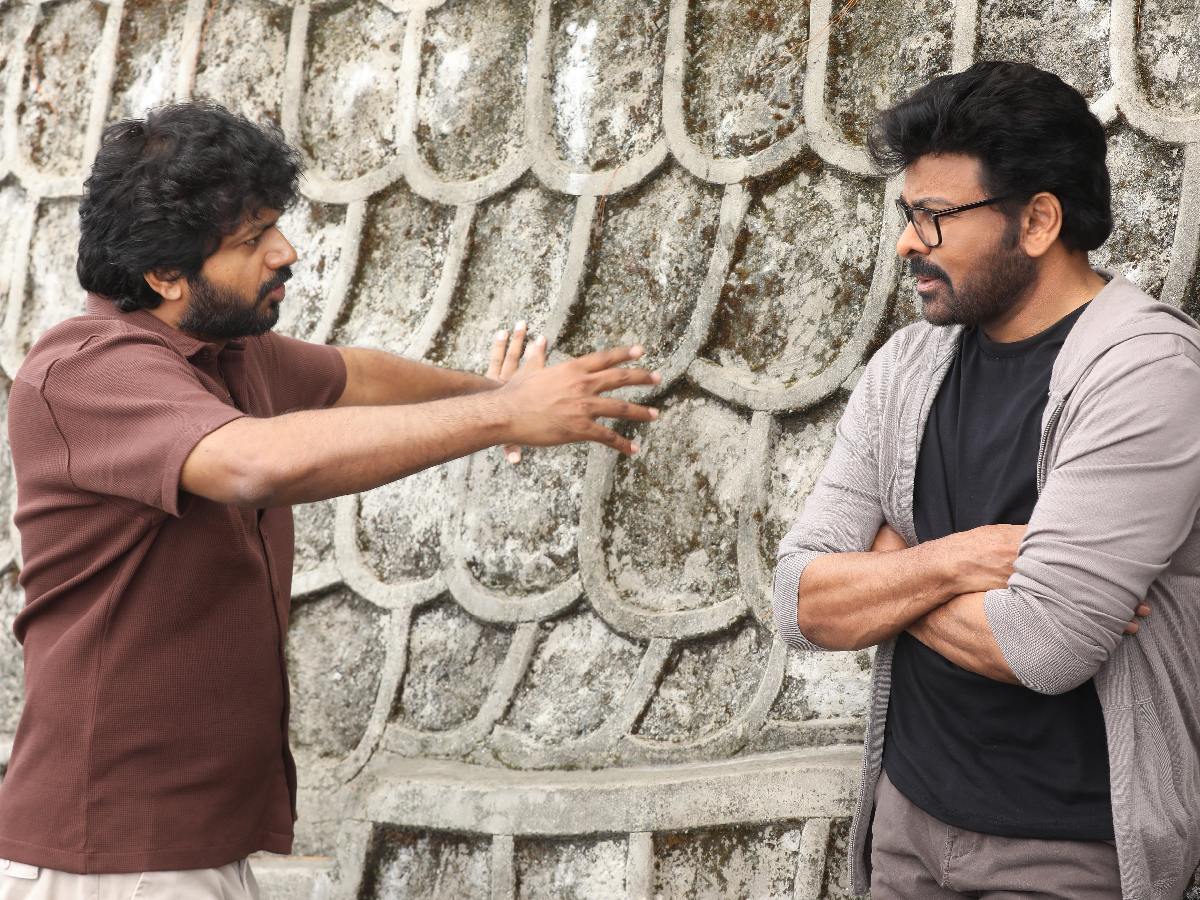 Chiranjeevi hugs Anil Ravipudi as MSG opens strong