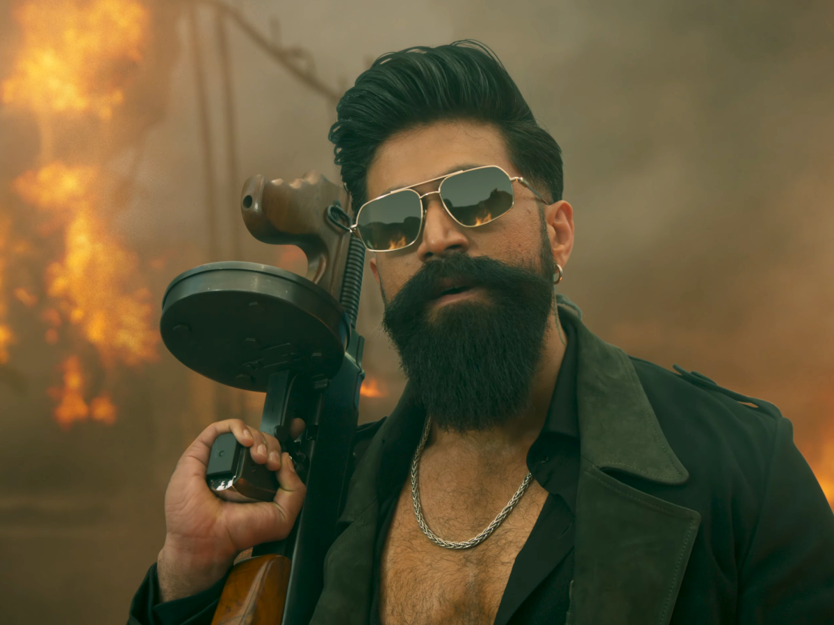 Toxic: Yash's introduction unveiled with adult theme