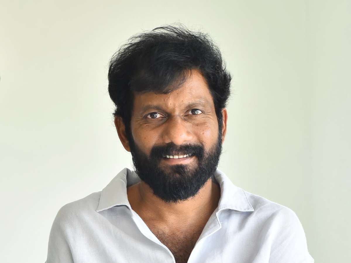 Peddi has a powerful emotional core beyond sports: Buchi Babu - Telugu ...